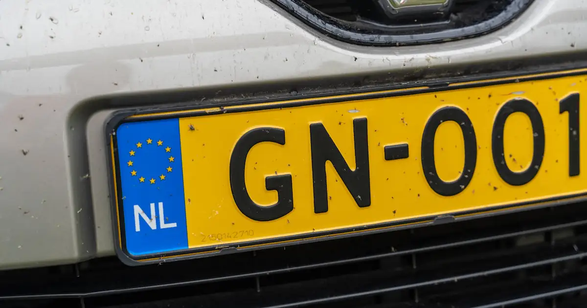 Gelb, grün, blau: Was die Farben der Kfz-Kennzeichen in den ...